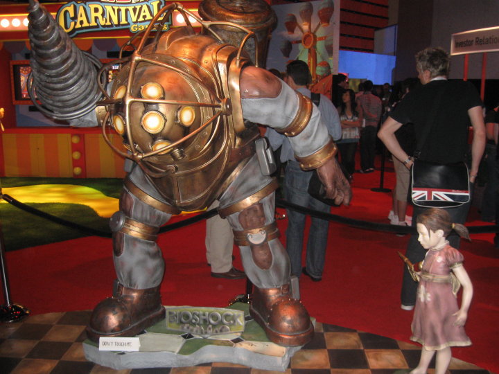 E3 Statues and Oddities – The Gentlemen Media